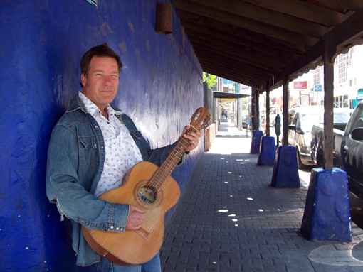 RICH HOPKINS & LUMINARIOS | KNUST Hamburg